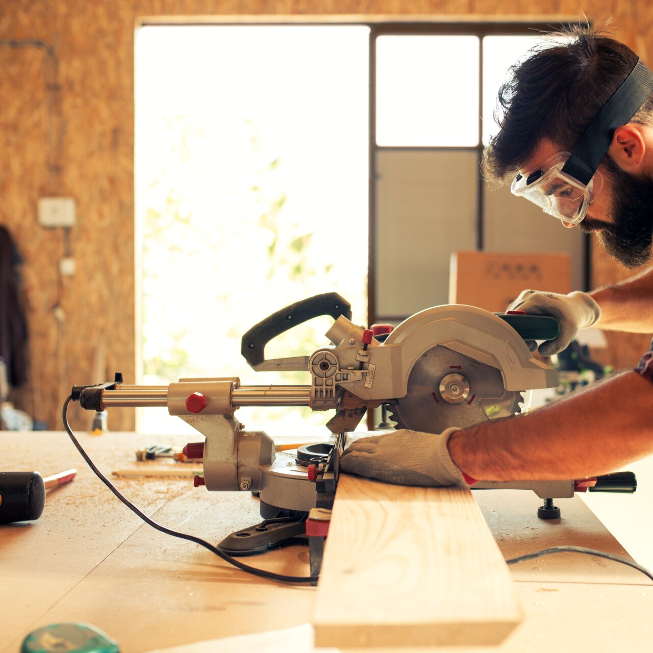 VIC HANDYMAN SOLUTIONS